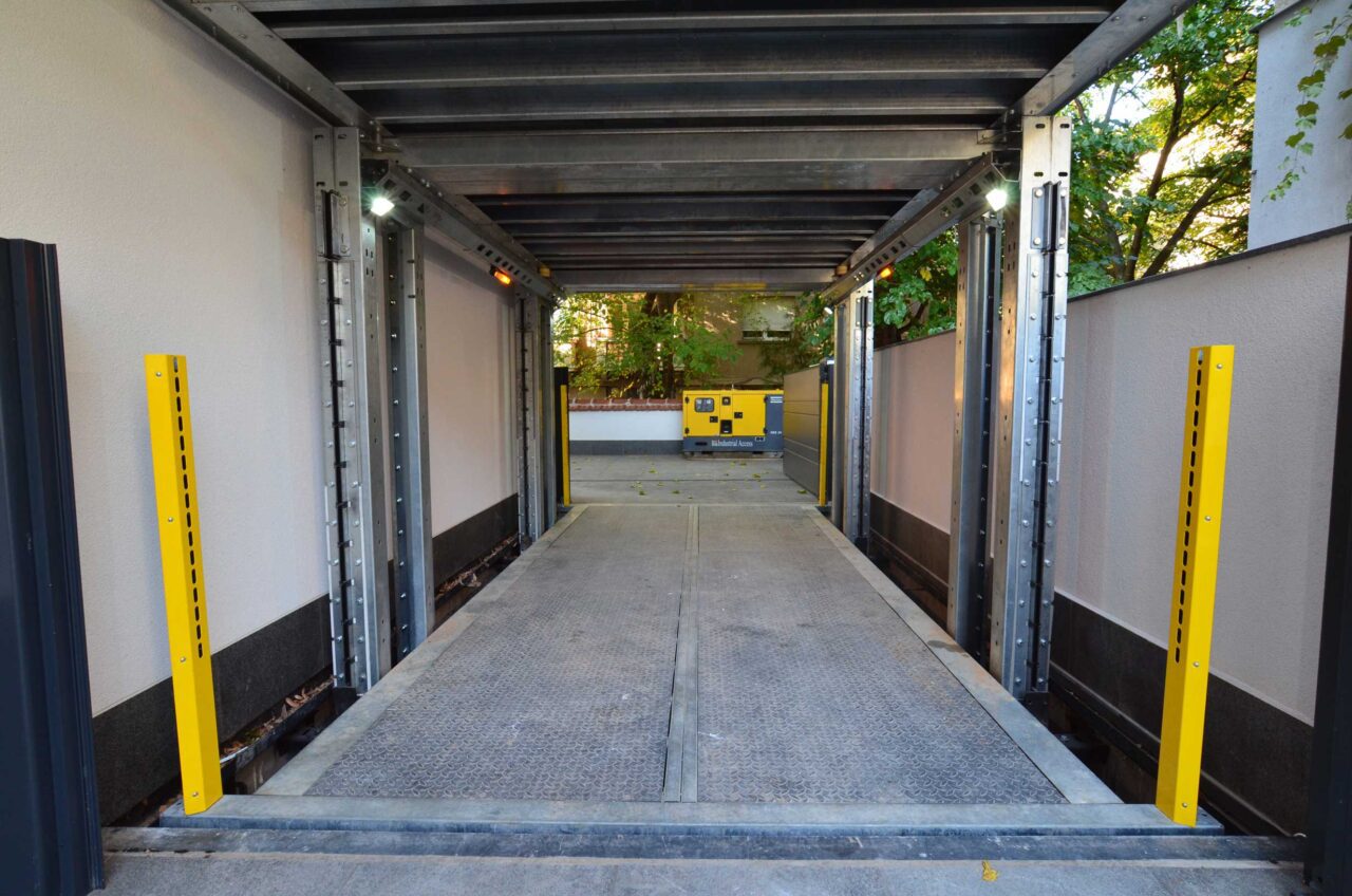 Autolift met dak, een unieke liftoplossing